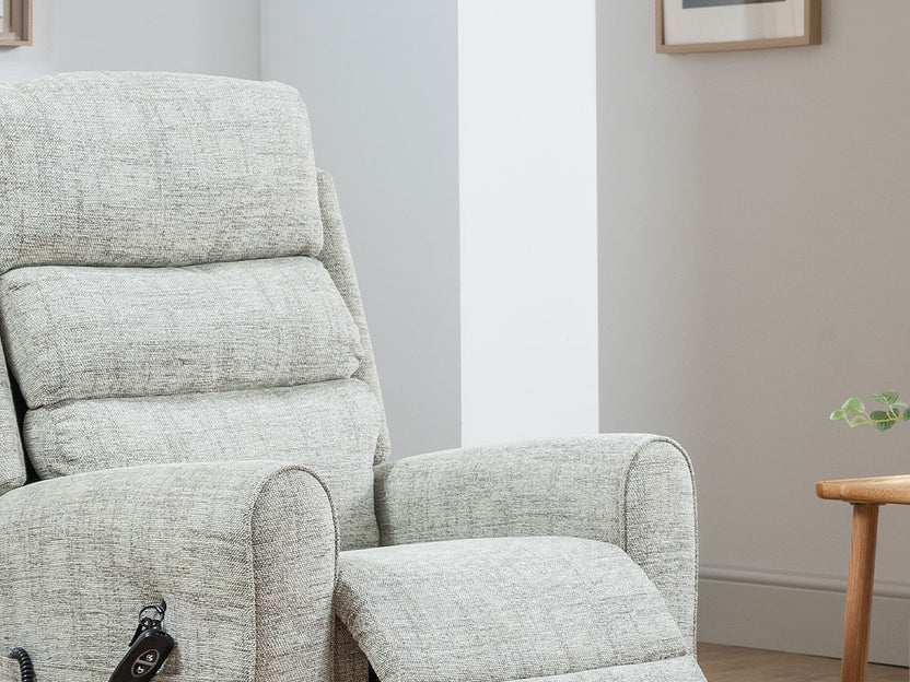 Winchester Rise and Recline Chair | Muick Sandy